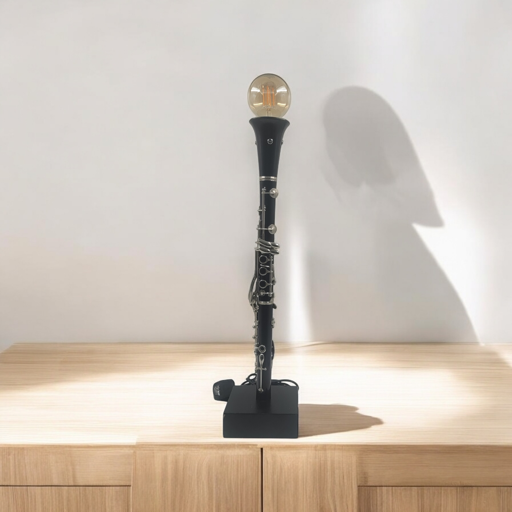 Clarinet lamp – The Upcycle Movement